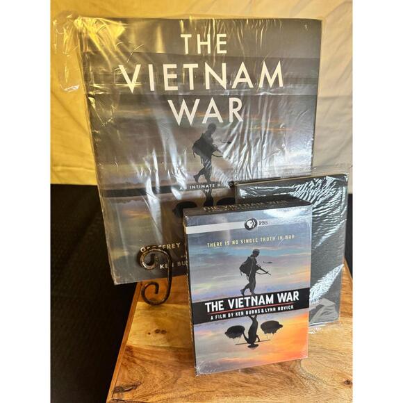 Other | The Vietnam War Pbs Ken Burns Lynn Novick 2volume Dvd ...